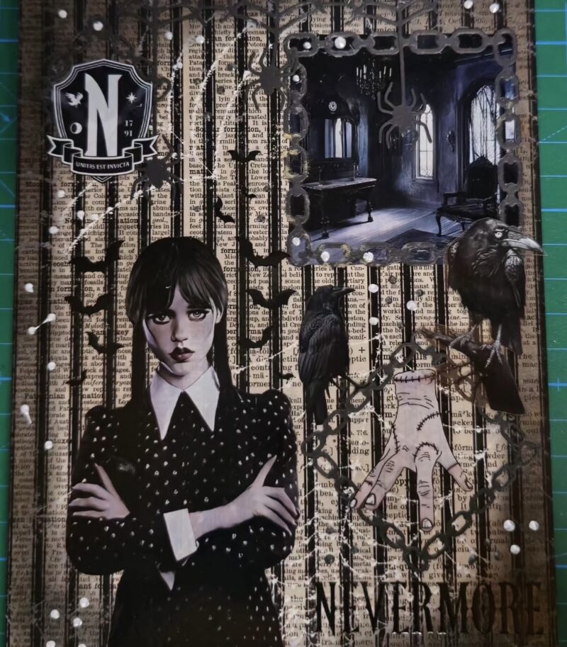 22 Spooky & Creative Halloween Scrapbook Ideas & Layouts - The ...
