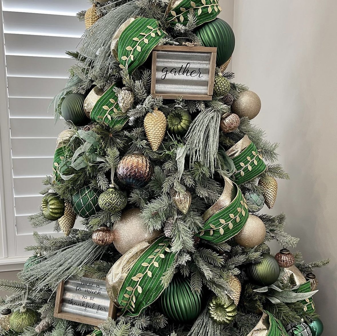 22 Best Fall Christmas Tree Ideas for Thanksgiving Decor - The ...