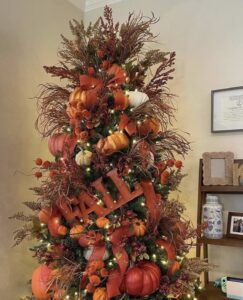 22 Best Fall Christmas Tree Ideas for Thanksgiving Decor - The ...