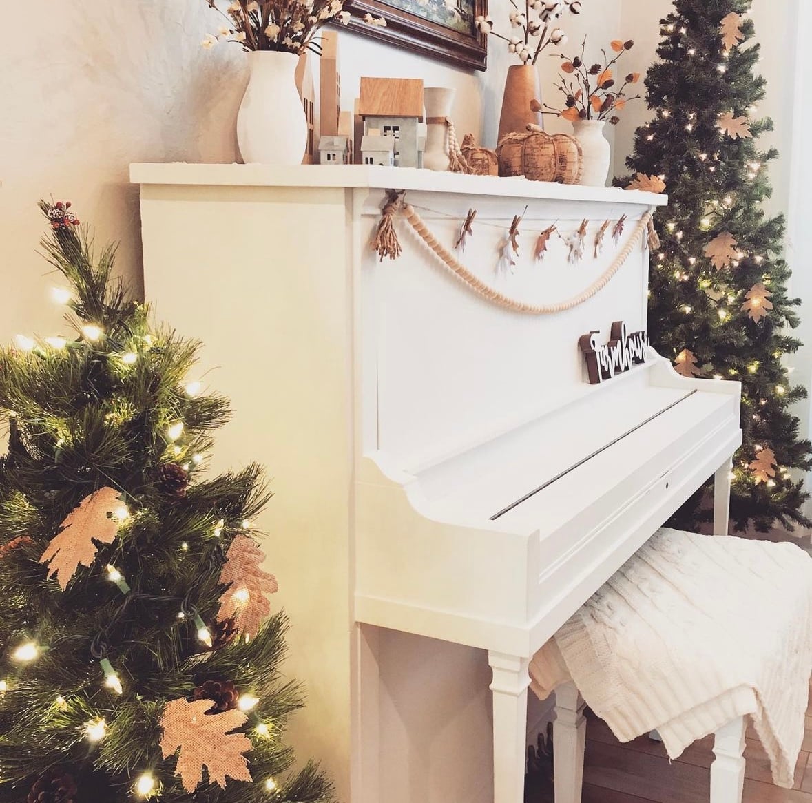 22 Best Fall Christmas Tree Ideas for Thanksgiving Decor - The ...