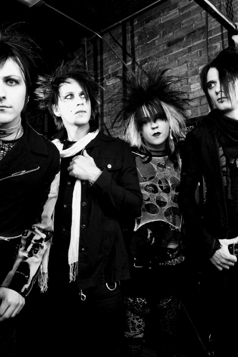 25 Best Punk Christmas Songs for a Rocking Holiday Playlist - The ...