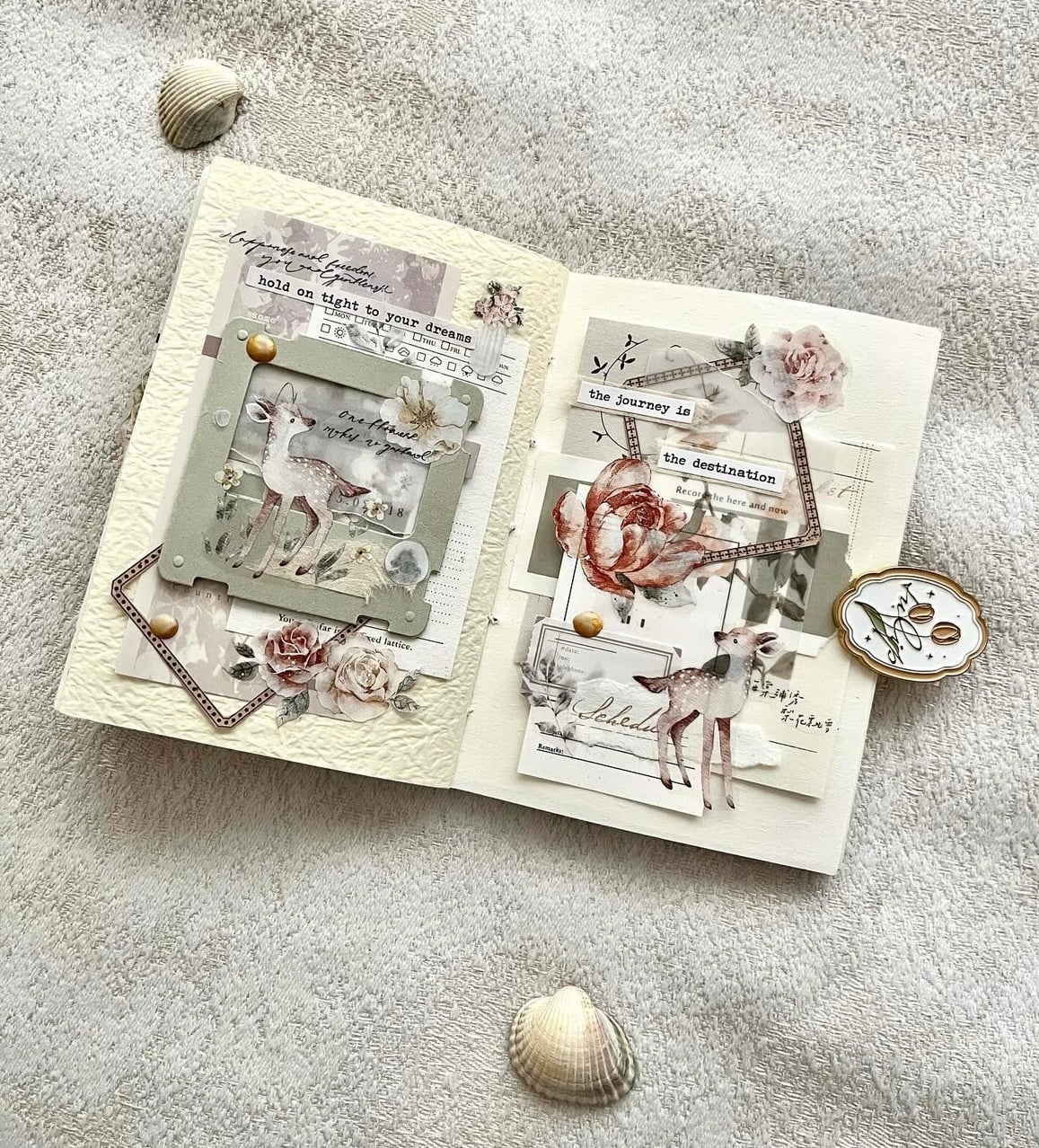 25 Snowy Scrapbook Ideas for Winter Hobby Scrapbooking - The Slowestuff ...