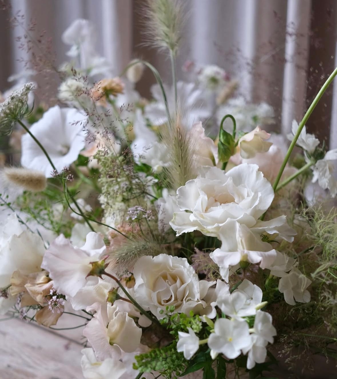 25 Beautiful Bouquets - The Best Flowers for Easter - The Slowestuff Blog