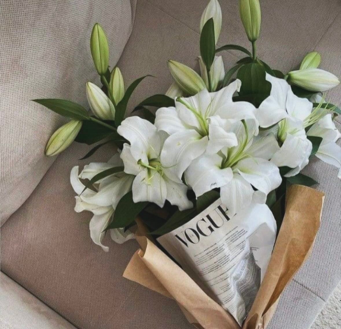 25 Beautiful Bouquets - The Best Flowers for Easter - The Slowestuff Blog