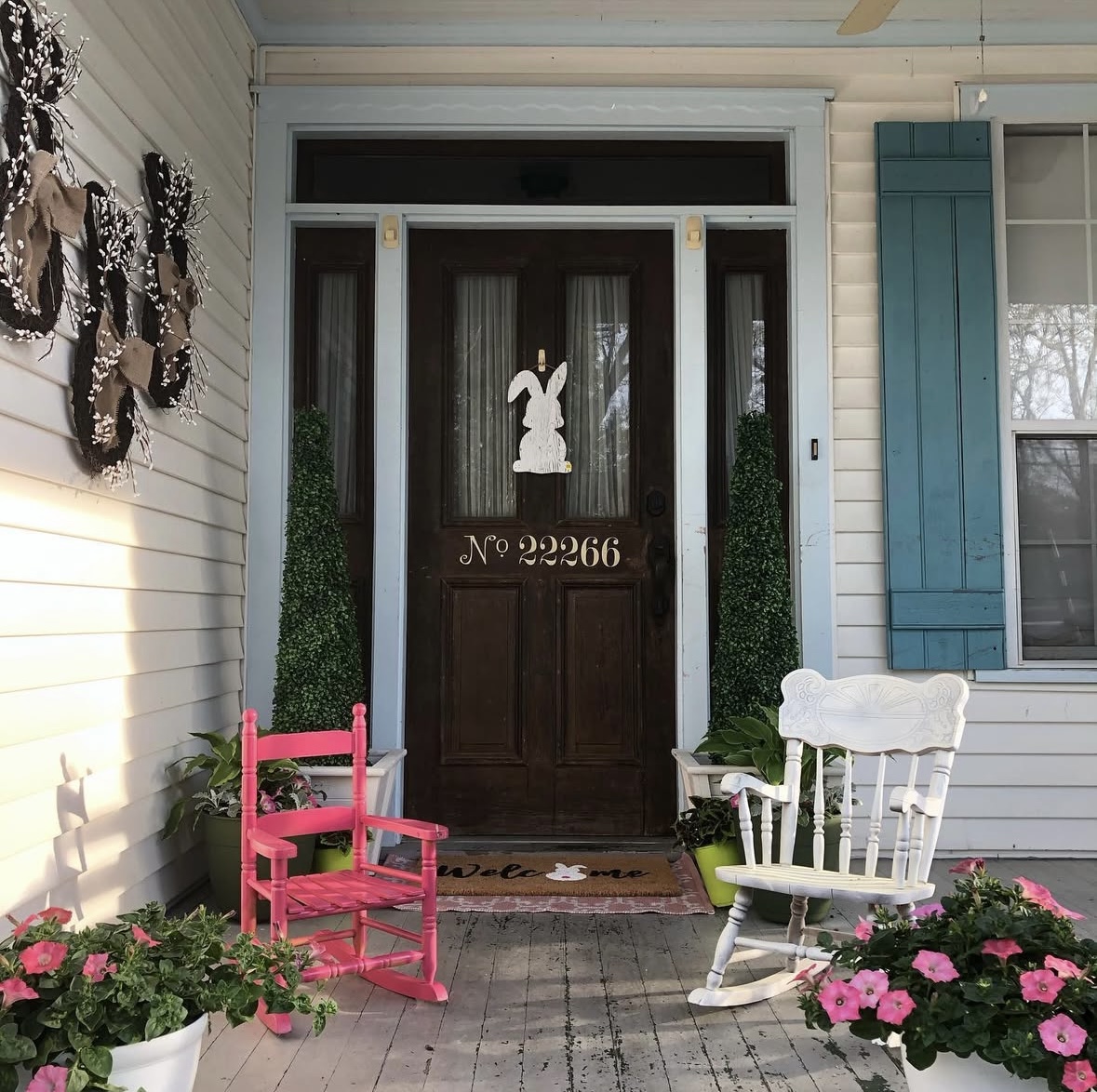 Rustic Spring Outdoor Easter Porch Decorations to Inspire - The ...