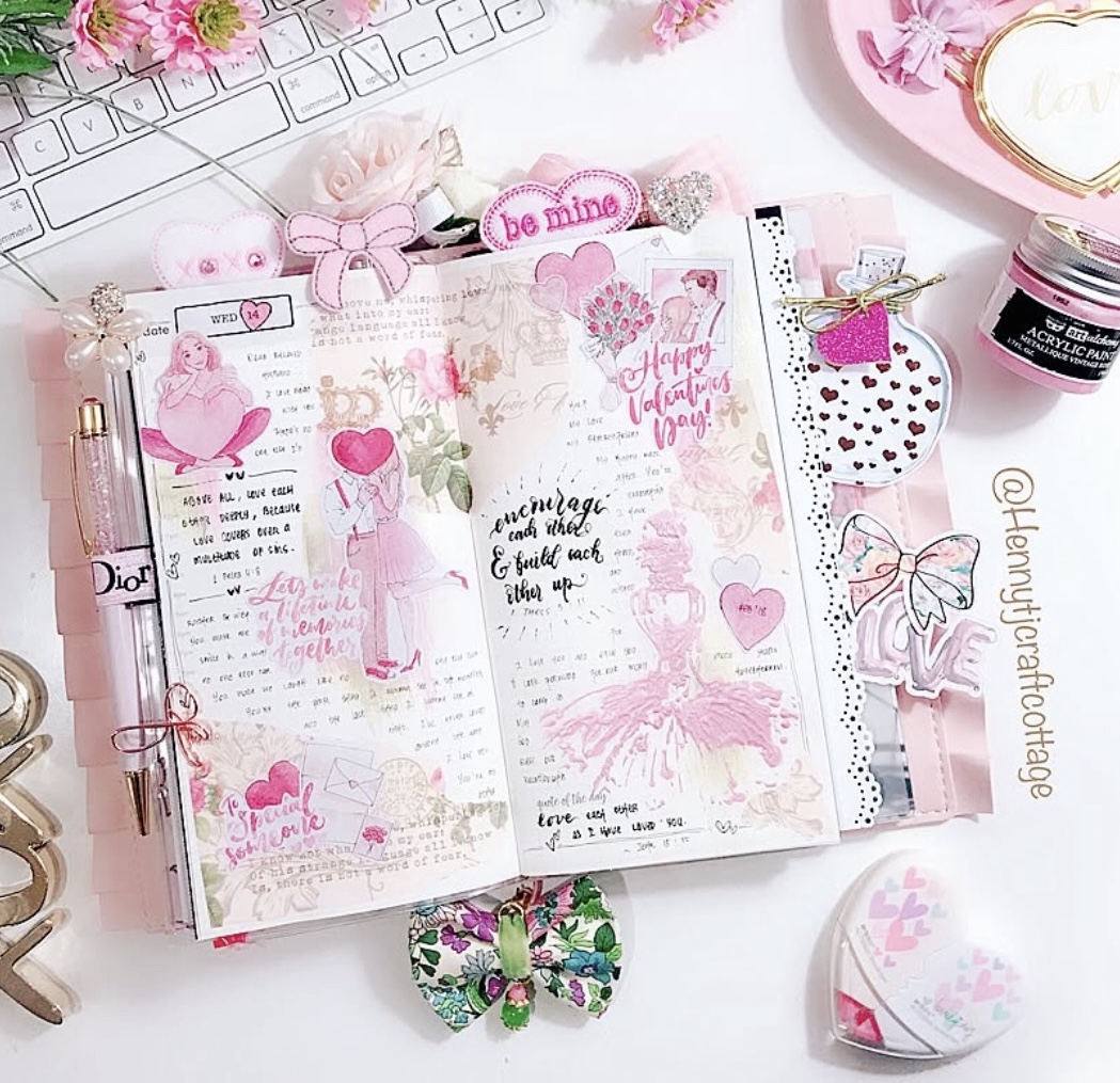 25 Romantic Valentines Day & Love Scrapbook Ideas - The Slowestuff Blog