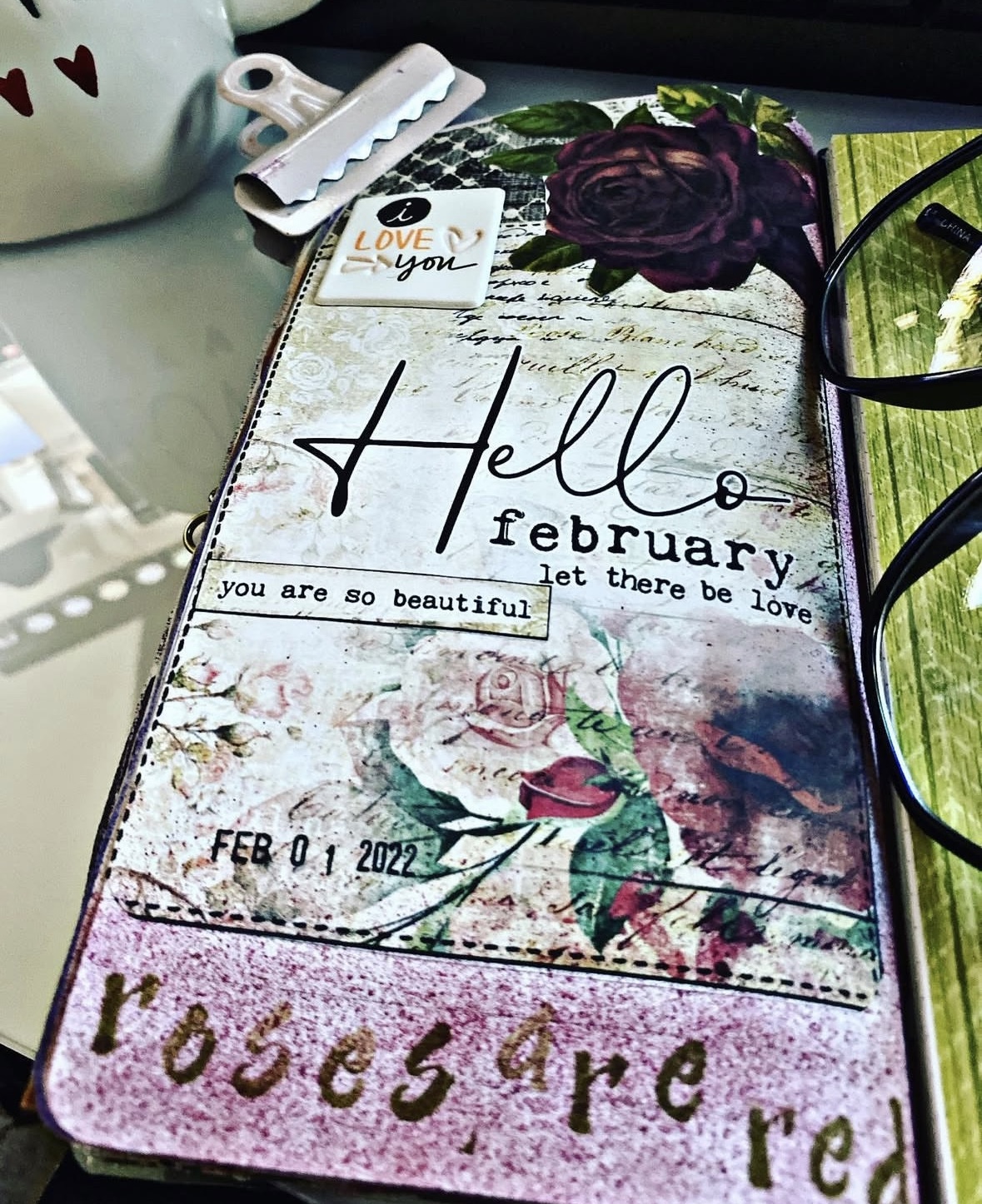 25 Romantic Valentines Day & Love Scrapbook Ideas - The Slowestuff Blog