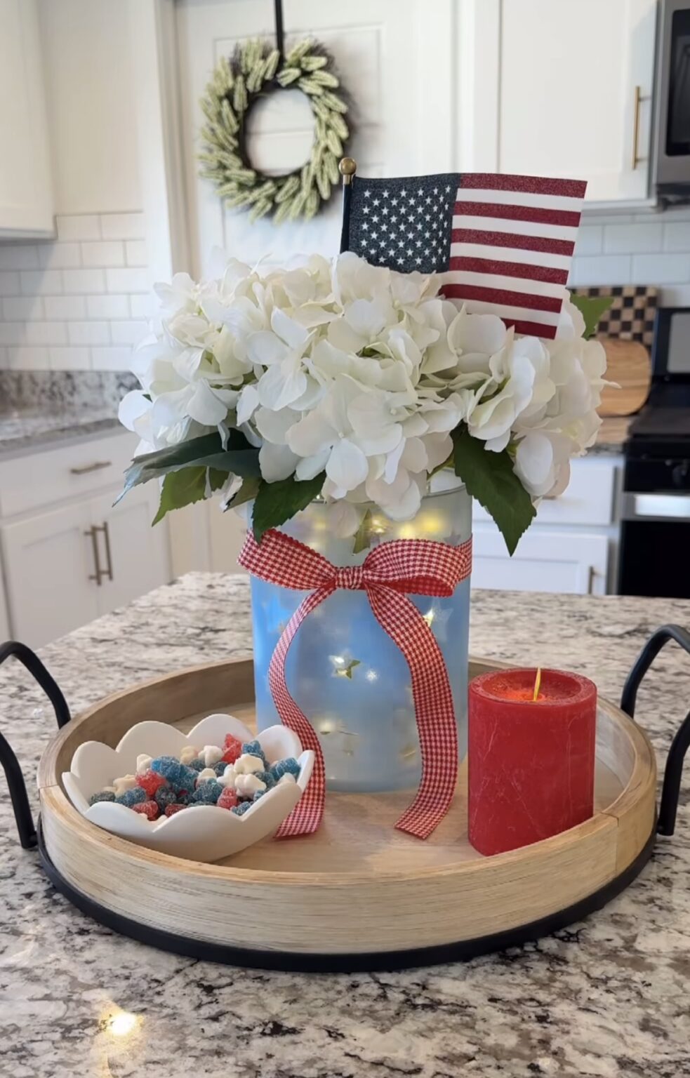 30 Festive Patriotic Tray Decor Ideas for the 4th of July - The ...