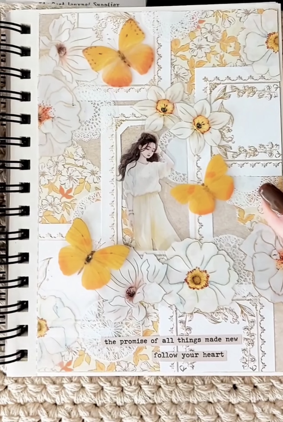 25 Sunny Yellow Scrapbook Ideas & Junk Journal Layouts - The Slowestuff ...