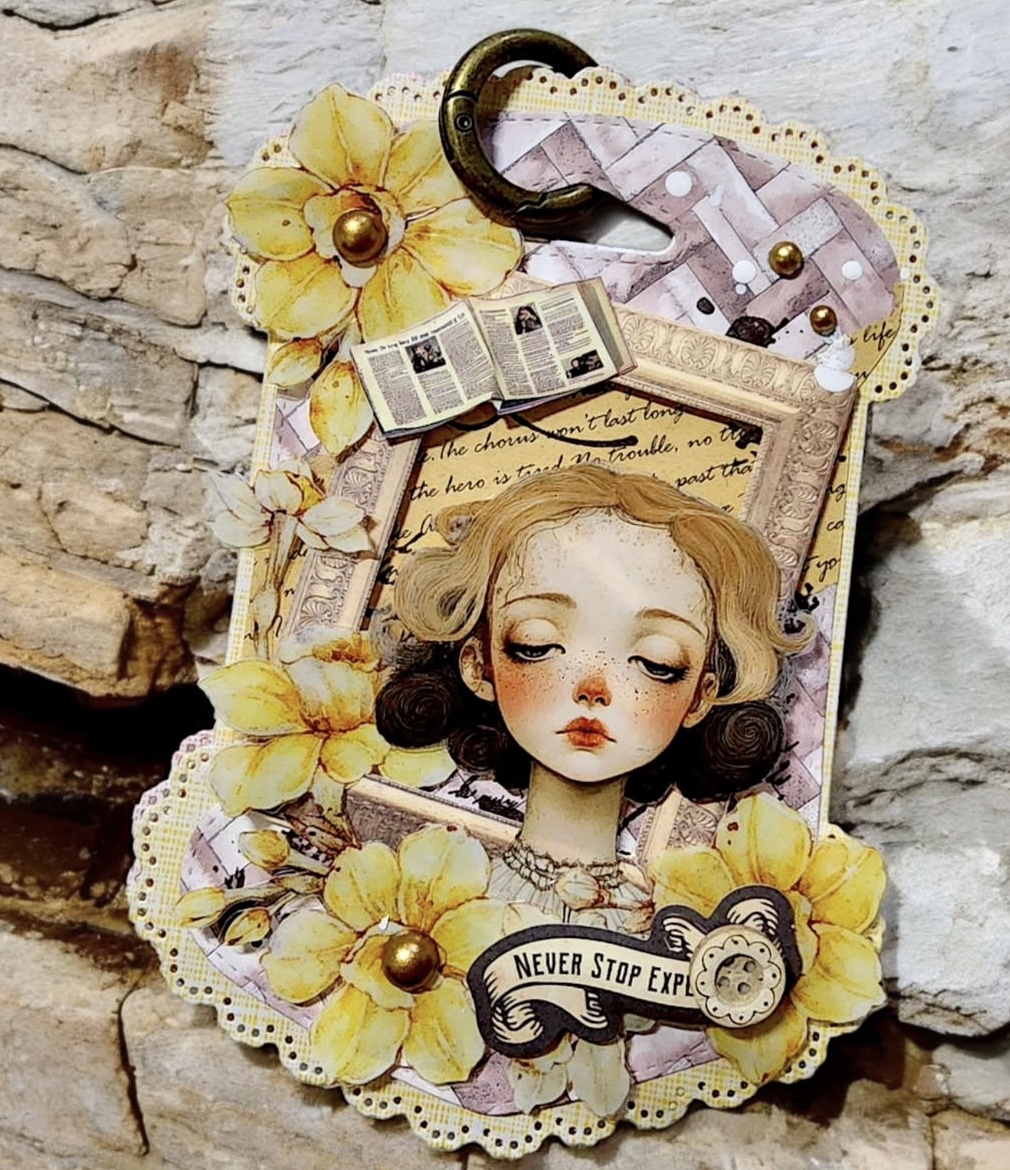 25 Sunny Yellow Scrapbook Ideas & Junk Journal Layouts - The Slowestuff ...