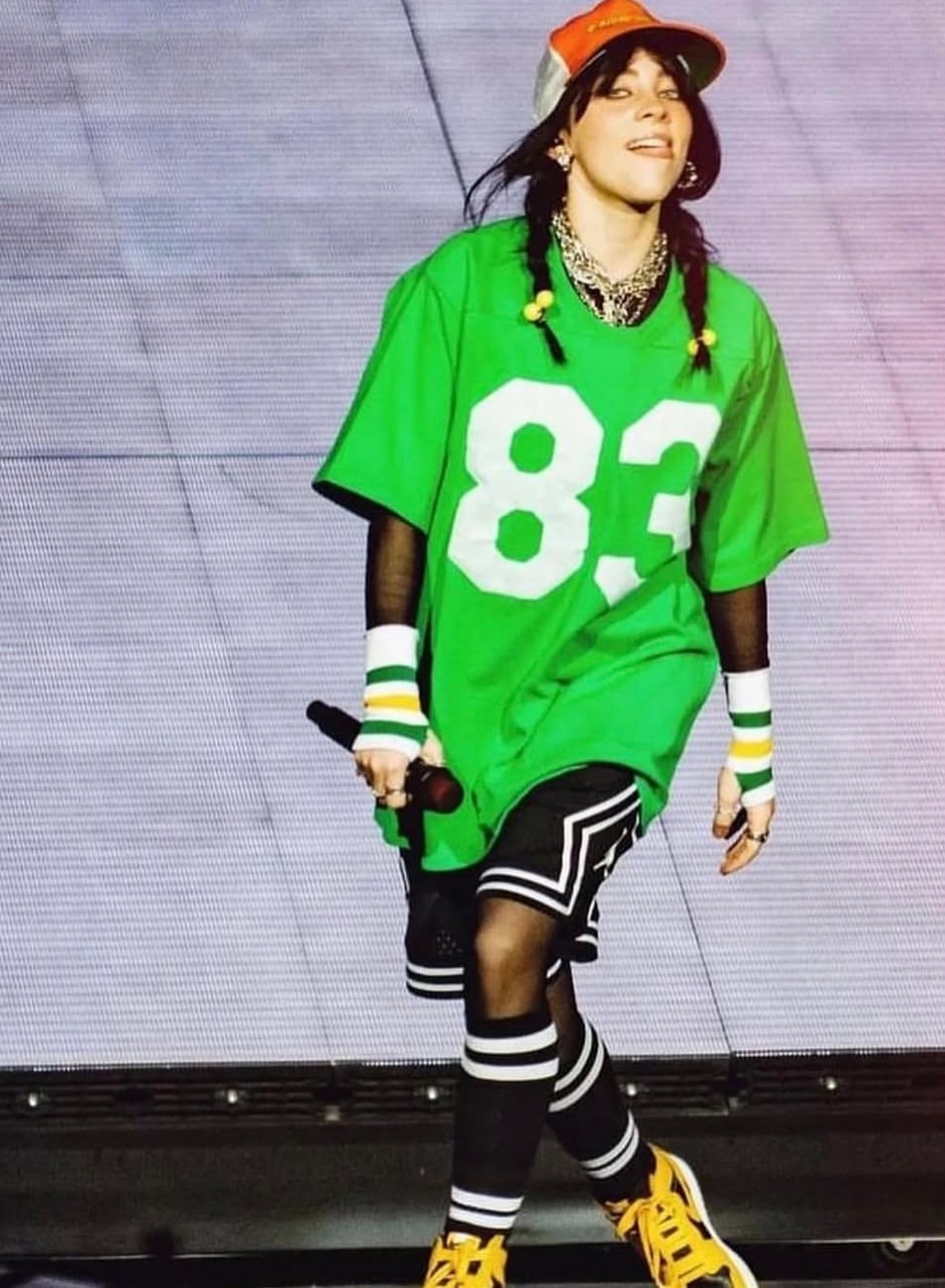 Ocean Eyes & Oversize Vibes: Billie Eilish Halloween Costume Ideas ...