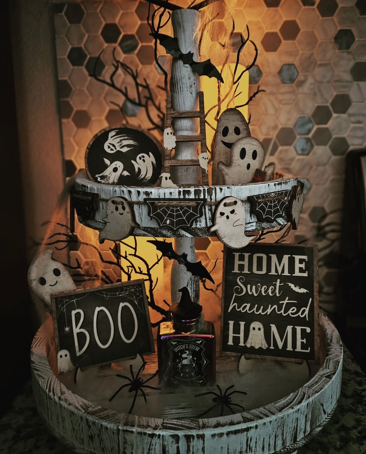 30 Spooky Cute Ghost Tiered Tray Decor Ideas for Halloween - The ...