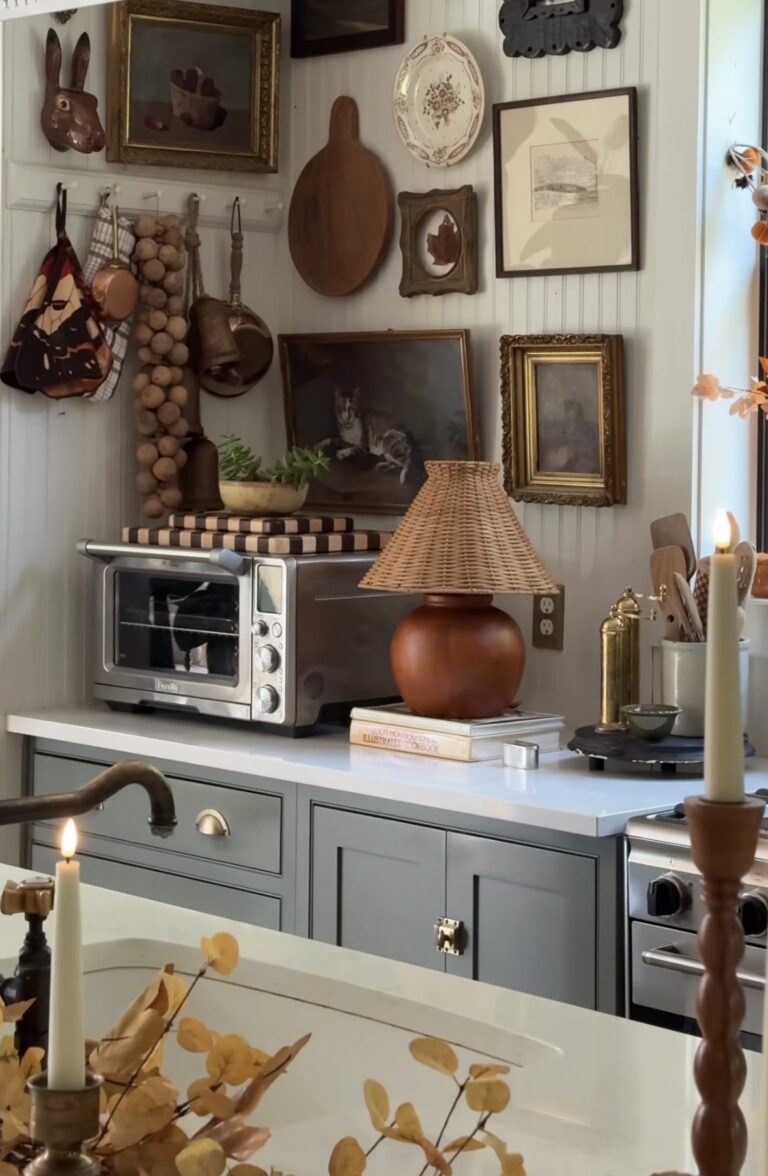 30 Cozy & Charming Fall Tiered Tray Decor Ideas To Inspire - The ...