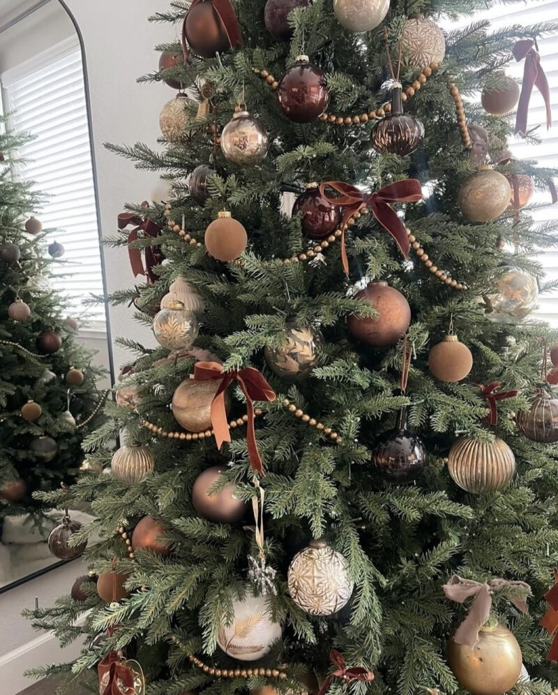 32 Enchanted Forest Themed Woodland Christmas Tree Ideas - The ...