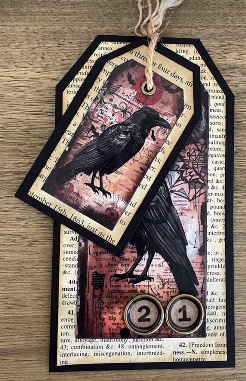 30 Gothic Halloween Scrapbook Ideas and Junk Journal Pages - The ...